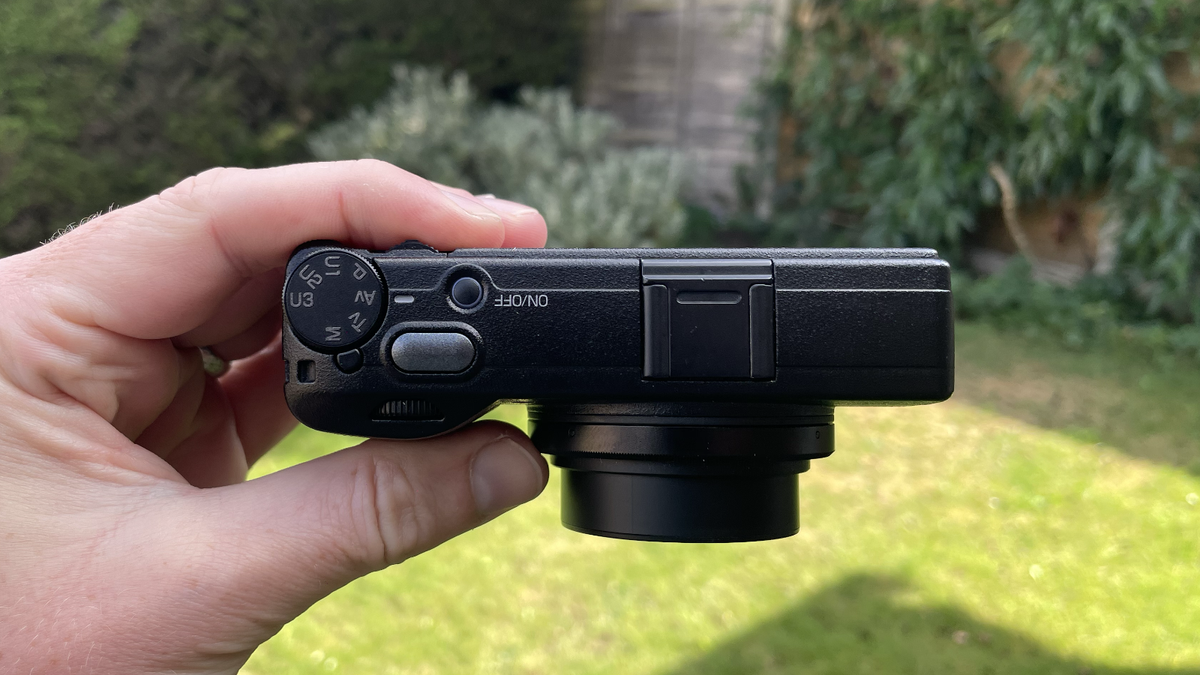 Ricoh GR IIIx HDF review: a street shooter with a dreamy diffusion ...