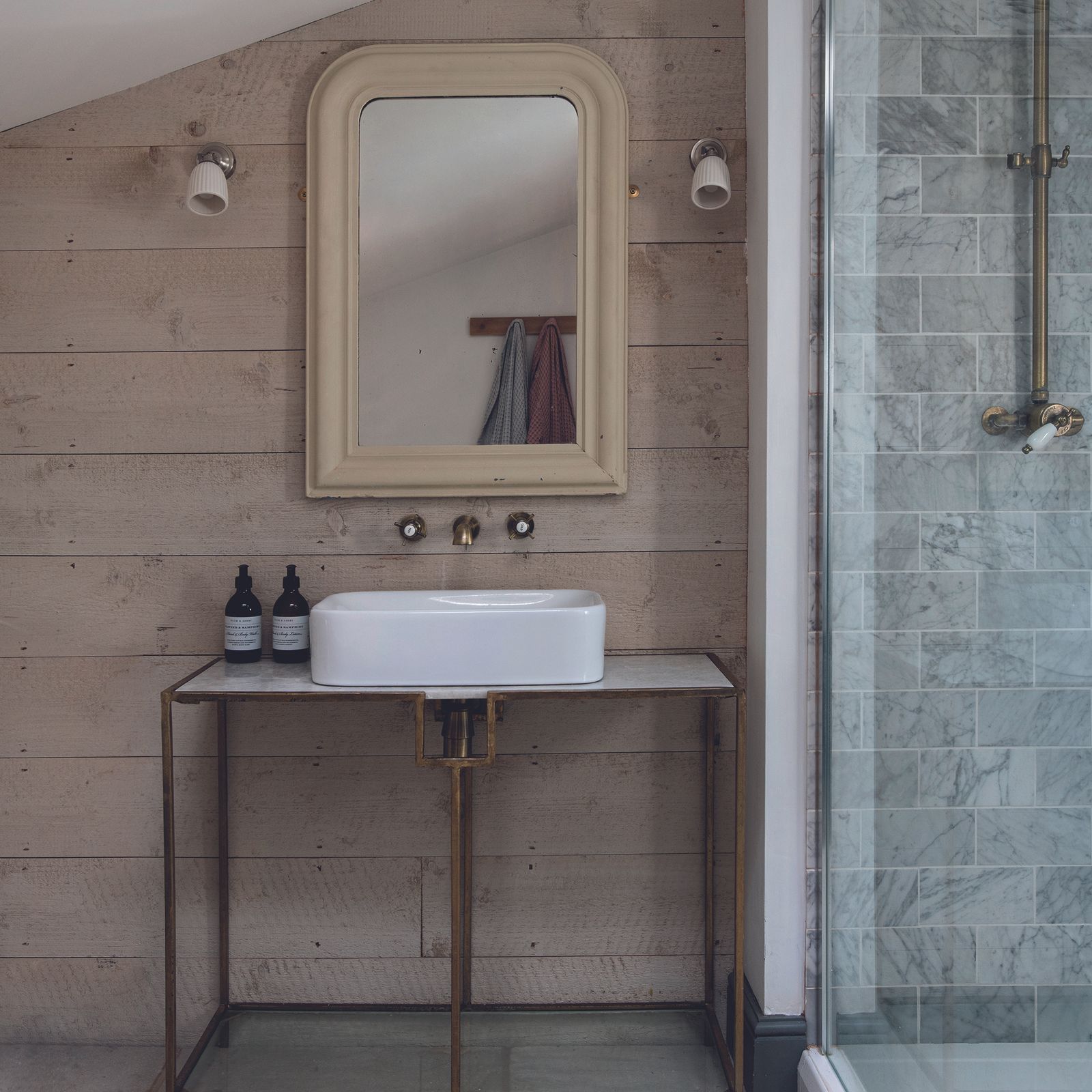 10 stylish and colourful bathroom wall panelling ideas | Ideal Home