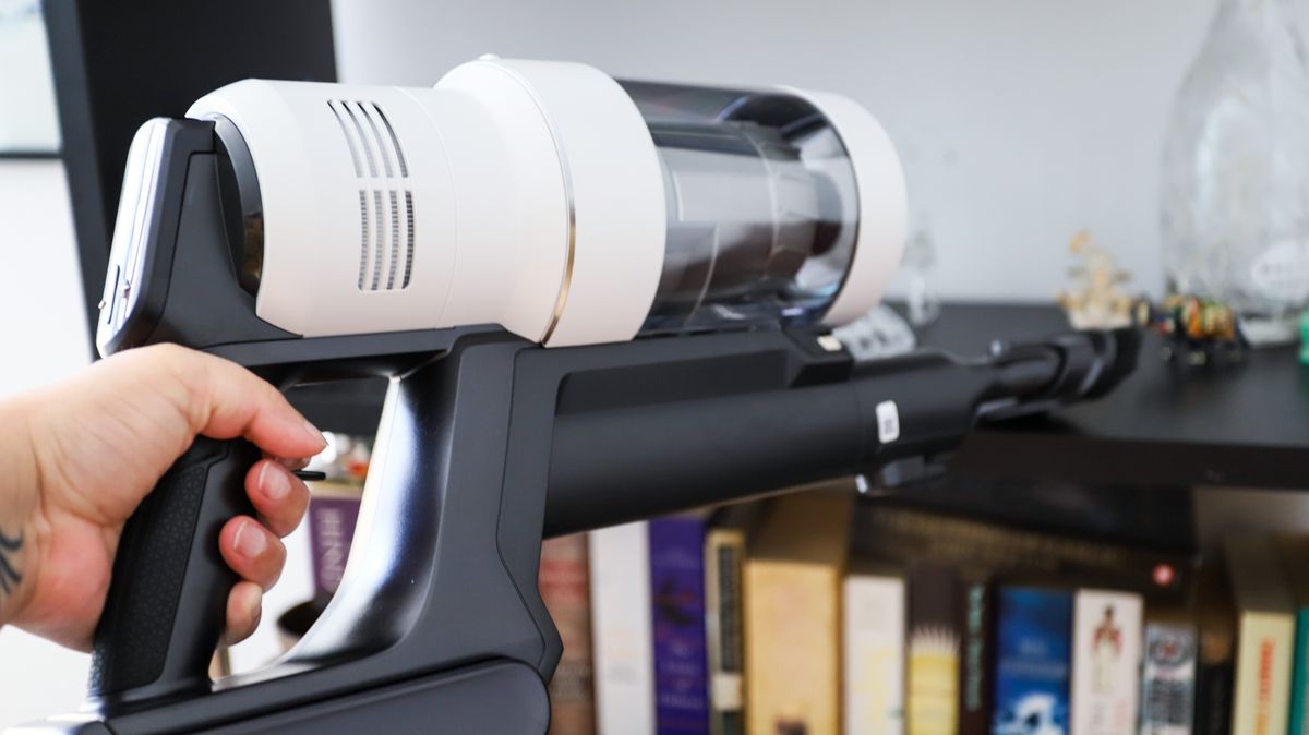 Samsung Bespoke Jet AI review: dynamic suction comes to an already ...