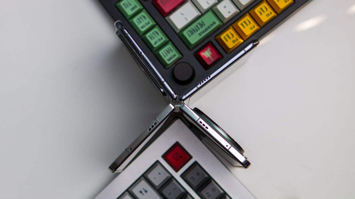 OnePlus Open vs. Google Pixel Fold: Which foldable is worth your money ...