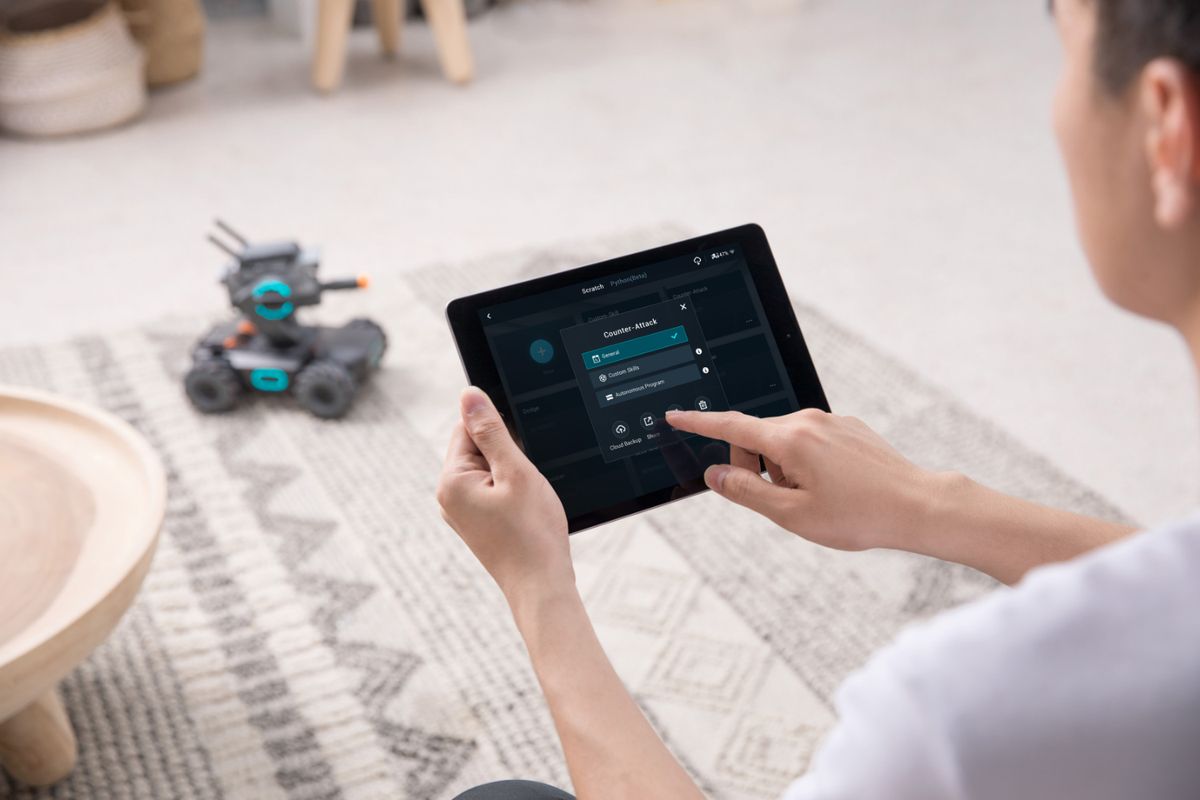 Drone Maker DJI Soars Into STEM Robots With RoboMaster S1 | Tom's Hardware