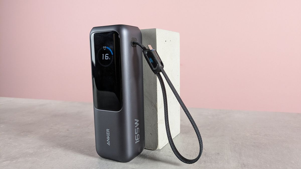 Anker Laptop Power Bank review: a heavy-duty power bank with some very ...