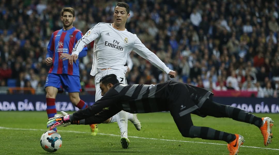 Meet the Costa Rican keeper who could break English hearts at the World ...