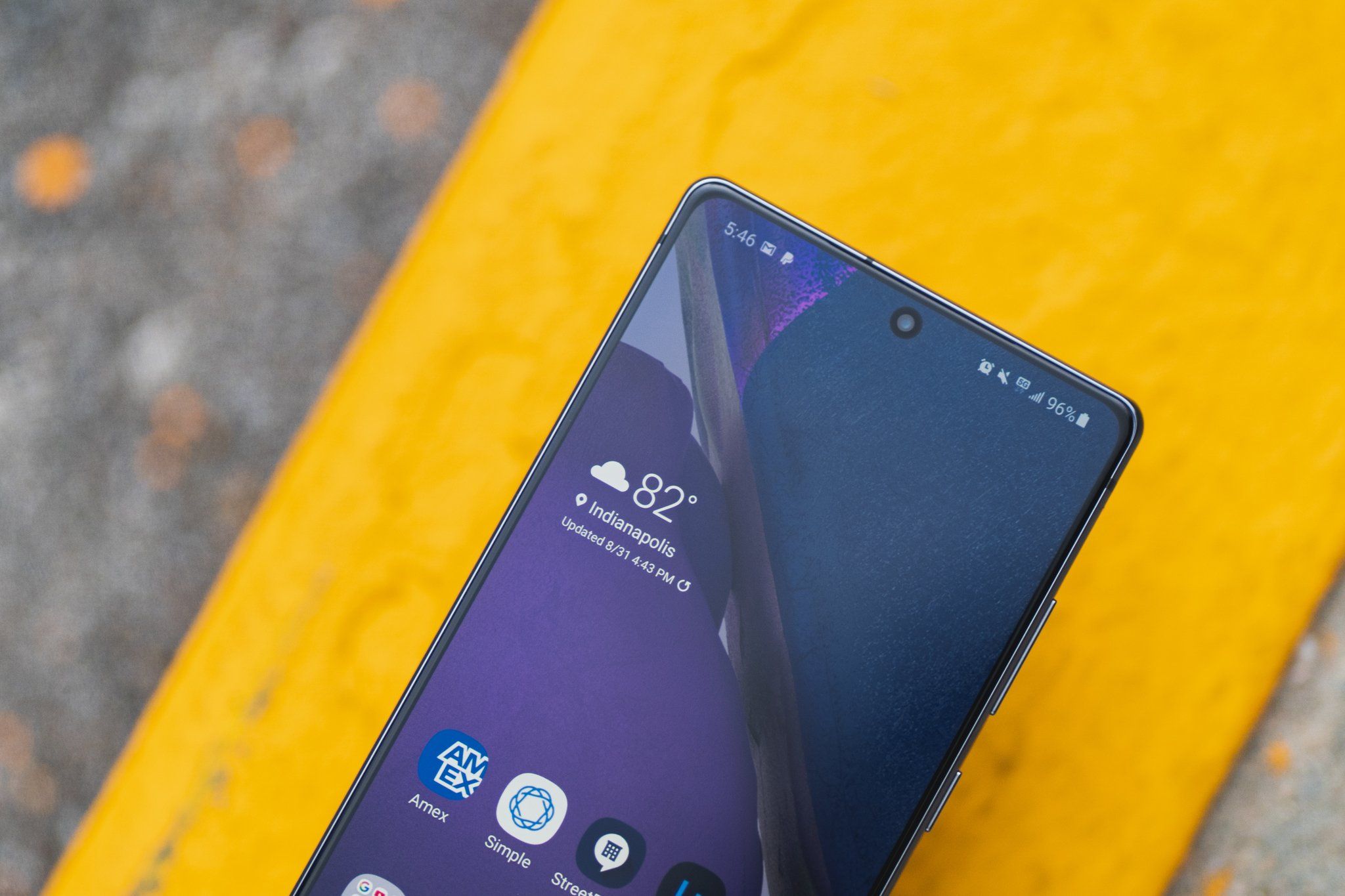 Do you prefer a flat or curved display on your Android phone? | Android ...