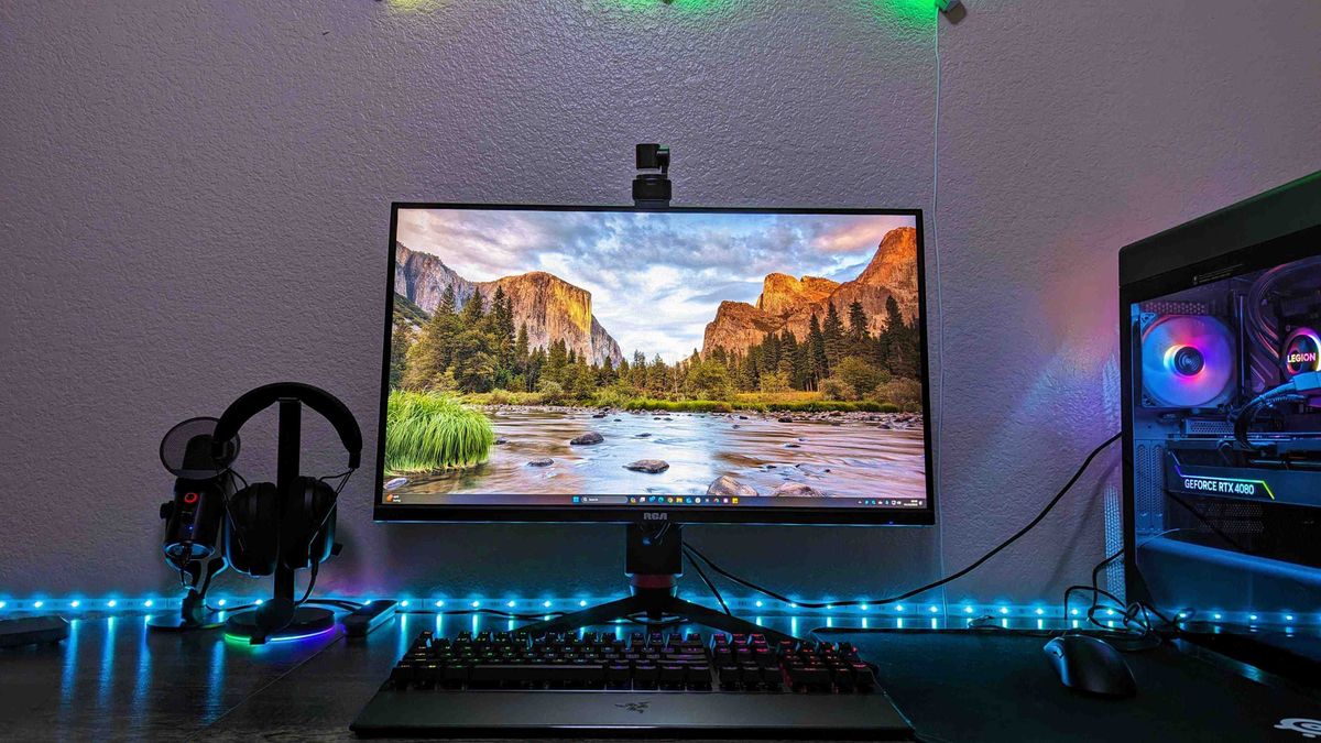 RCA Evolution Premium (M27PG135F) review: One of the oldest electronics ...