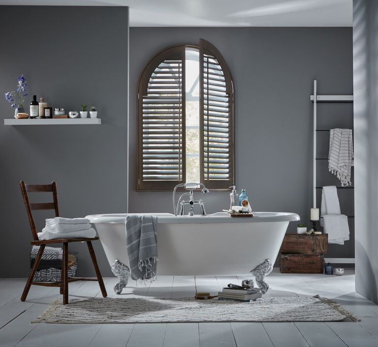 11 bathroom window ideas you'll love - from Roman blinds to colourful ...