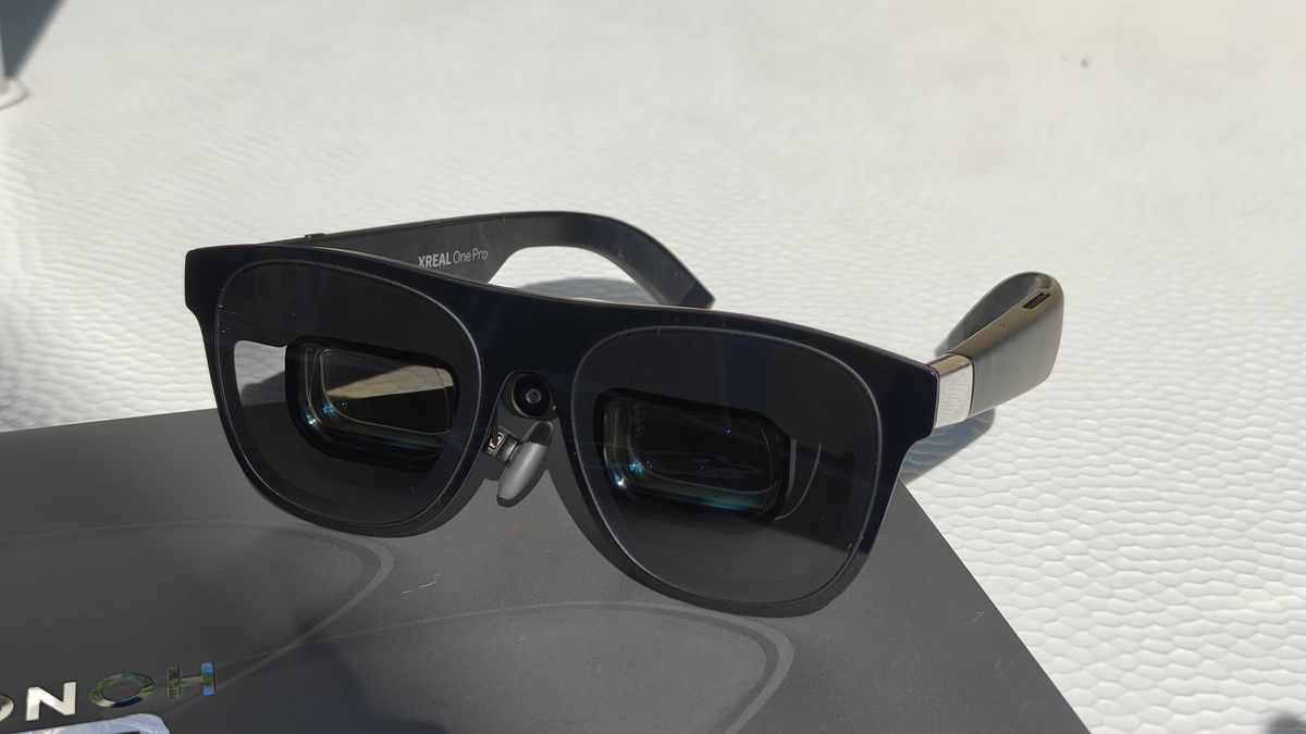 The latest Xreal smart glasses have a camera, and I couldn't be more ...
