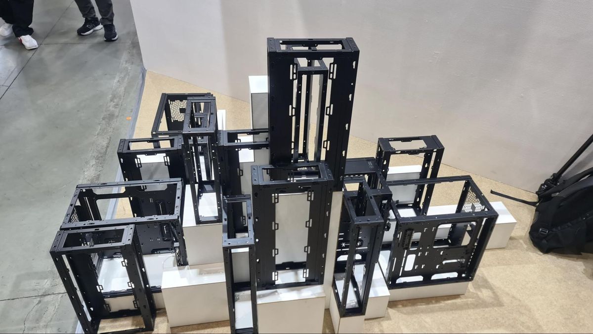 InWin's clever modular PC case system can quickly spiral into your very ...