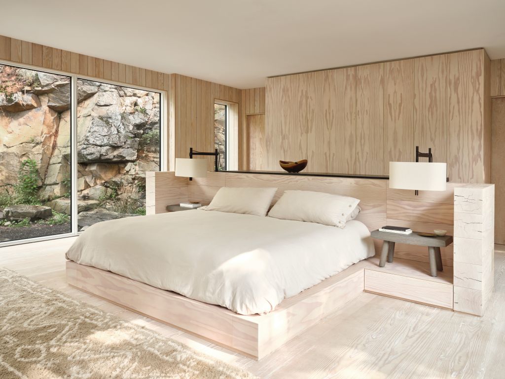 Should you put a bed in the middle of a room? | Livingetc