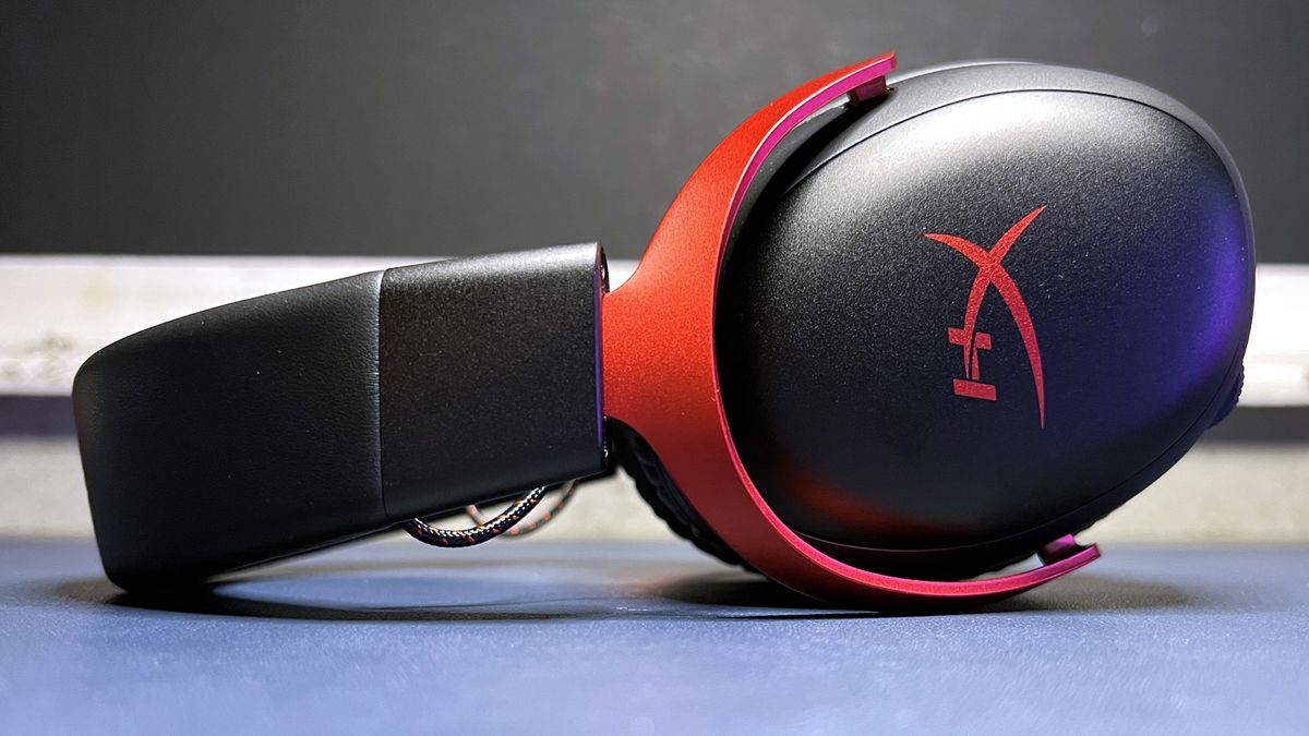 HyperX Cloud III Wireless Review: For the Device Minimalist | Tom's ...