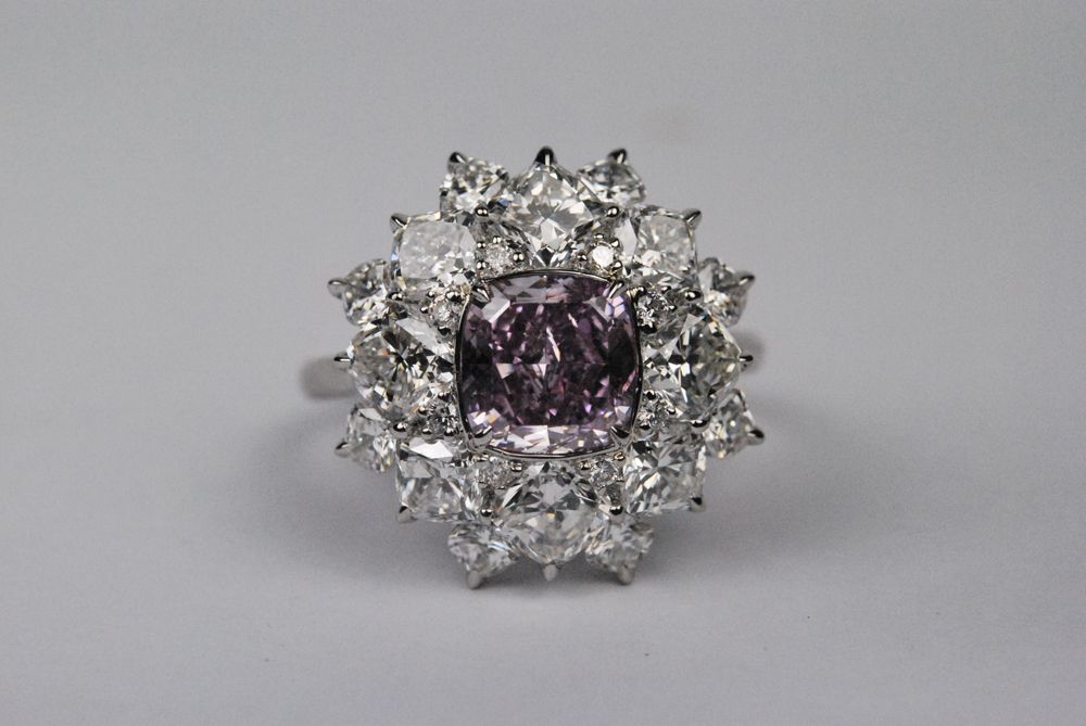 Photos: Rare Diamonds Make US Debut at LA Natural History Museum | Live ...