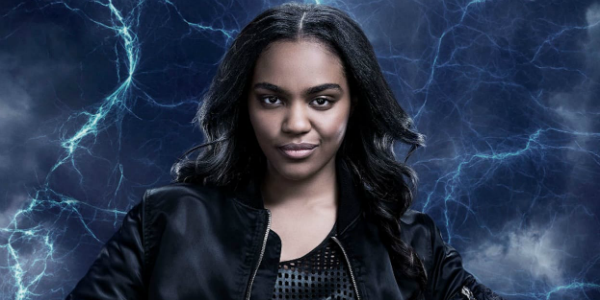 First Look At Black Lightning's Jennifer In Full Superhero Costume ...
