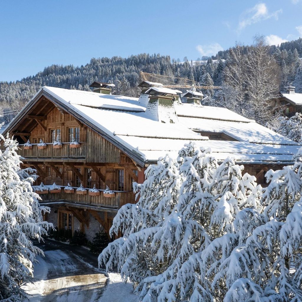 Easy Escapes: Magic Megève Bois Is A Cosy Alpine Retreat with Ski-In ...
