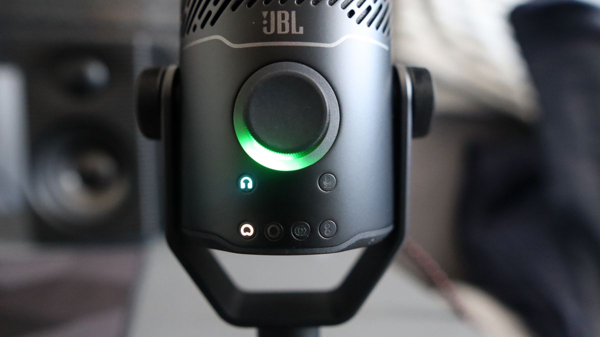 JBL Quantum Stream Studio review: versatile and stylish | TechRadar