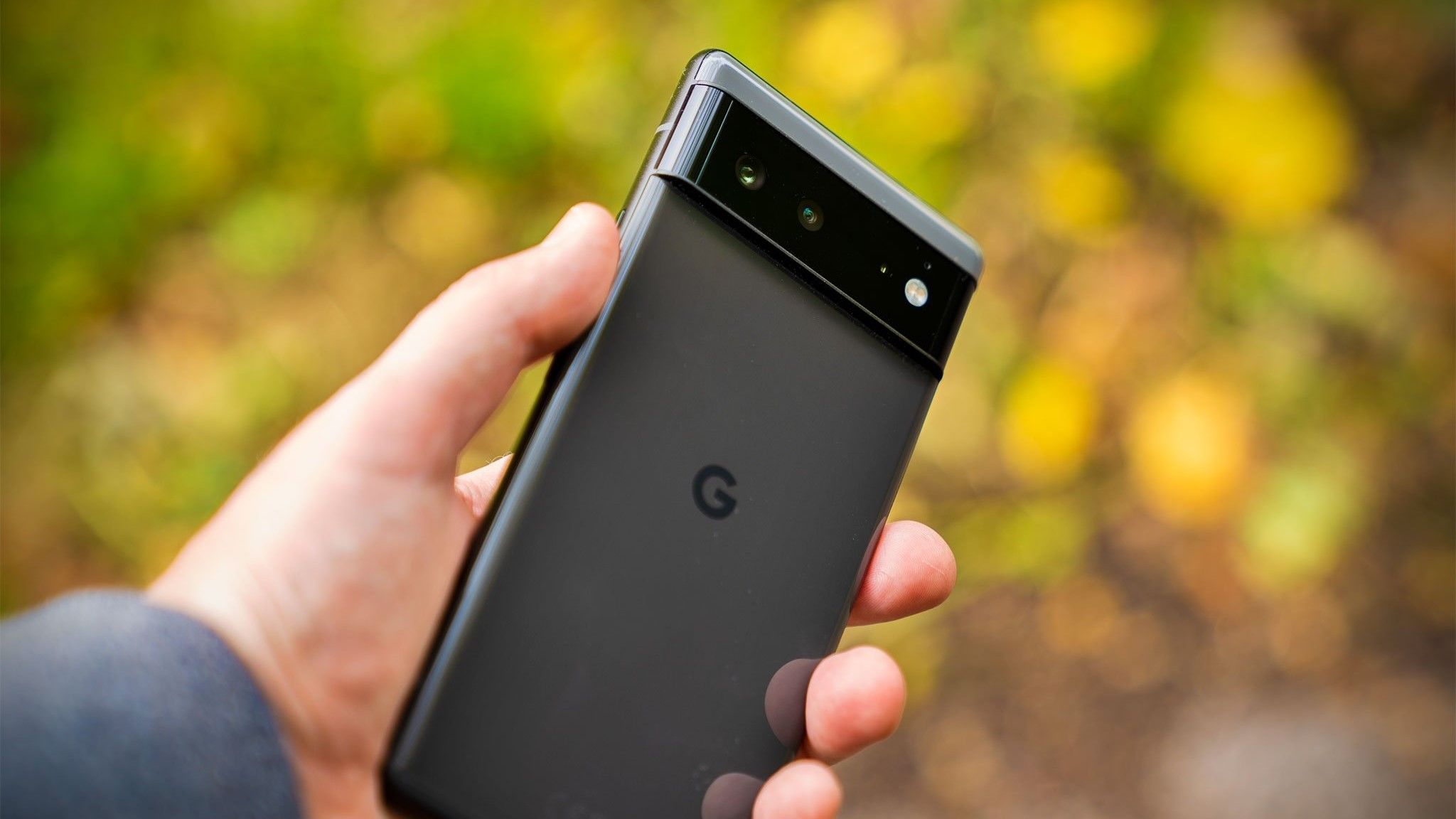 It only took two years for my Pixel 6 to become a complete dumpster ...