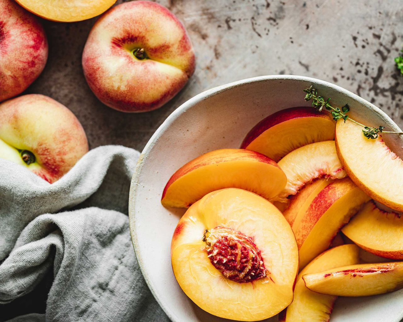 How to grow a peach tree from a pit: expert tips | Gardeningetc