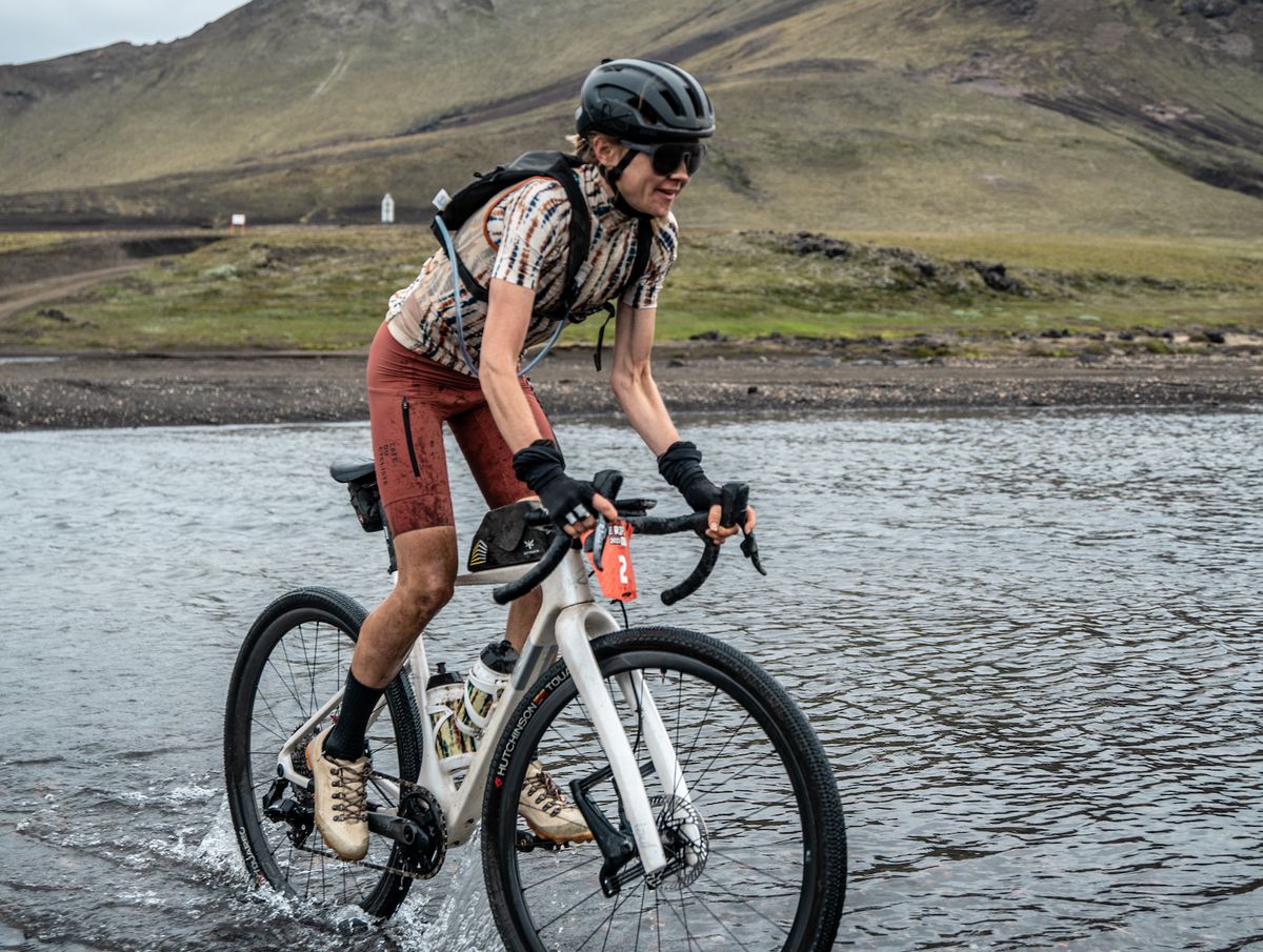 Schiff dominates The Rift Gravel pro women, Nordahl Svendsen outsprints ...