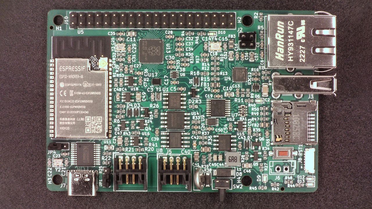 Crowdfunding Board Has ESP32 and Raspberry Pi Pico Working Together ...