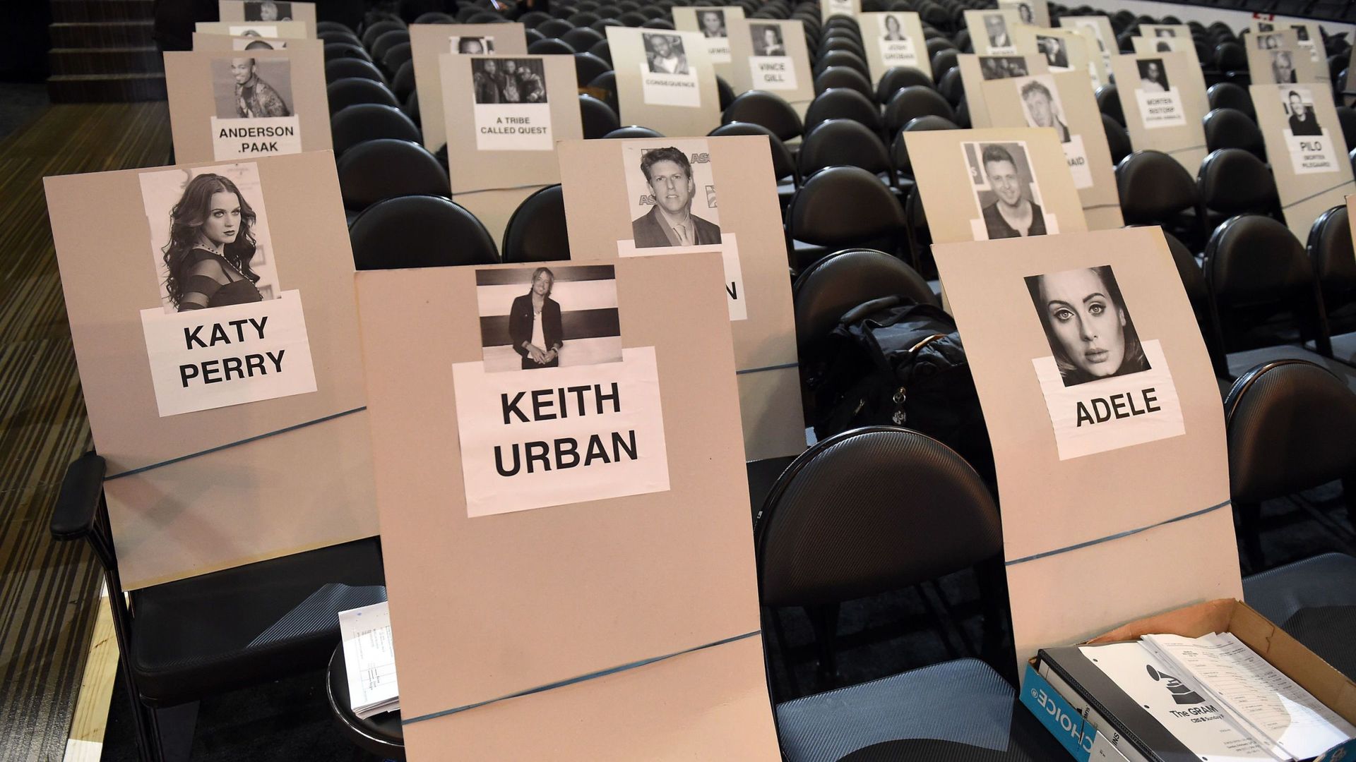 Grammy Awards Celebrity Seating Photos - Where Are Celebrities Sitting ...