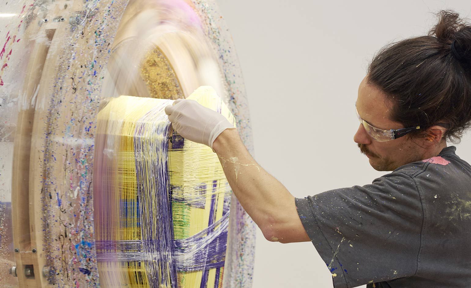 Wrapsody in hues: Anton Alvarez& new show redefines the solo exhibition ...