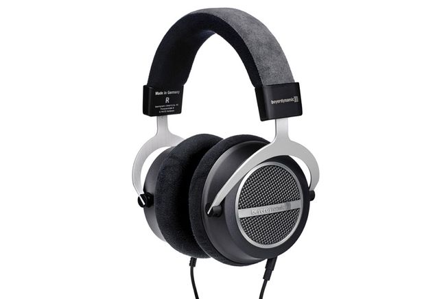 Beyerdynamic Amiron review: comfortable headphones, quality sound ...