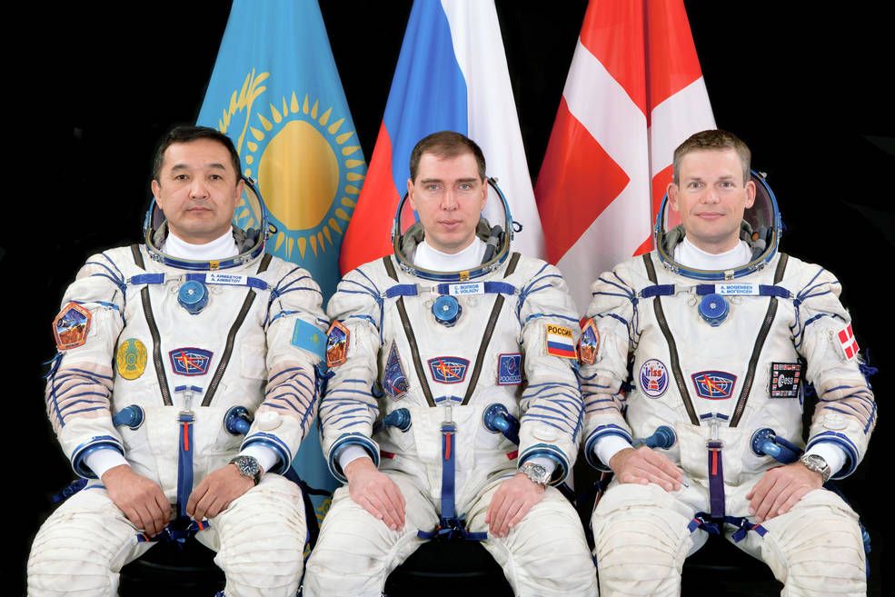 Russian Rocket Launches International Crew of 3 Toward Space Station ...