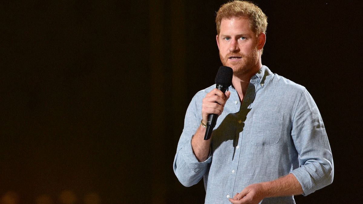 Prince Harry Isn't "Toning Things Down" With Memoir 'SPARE' | Marie Claire