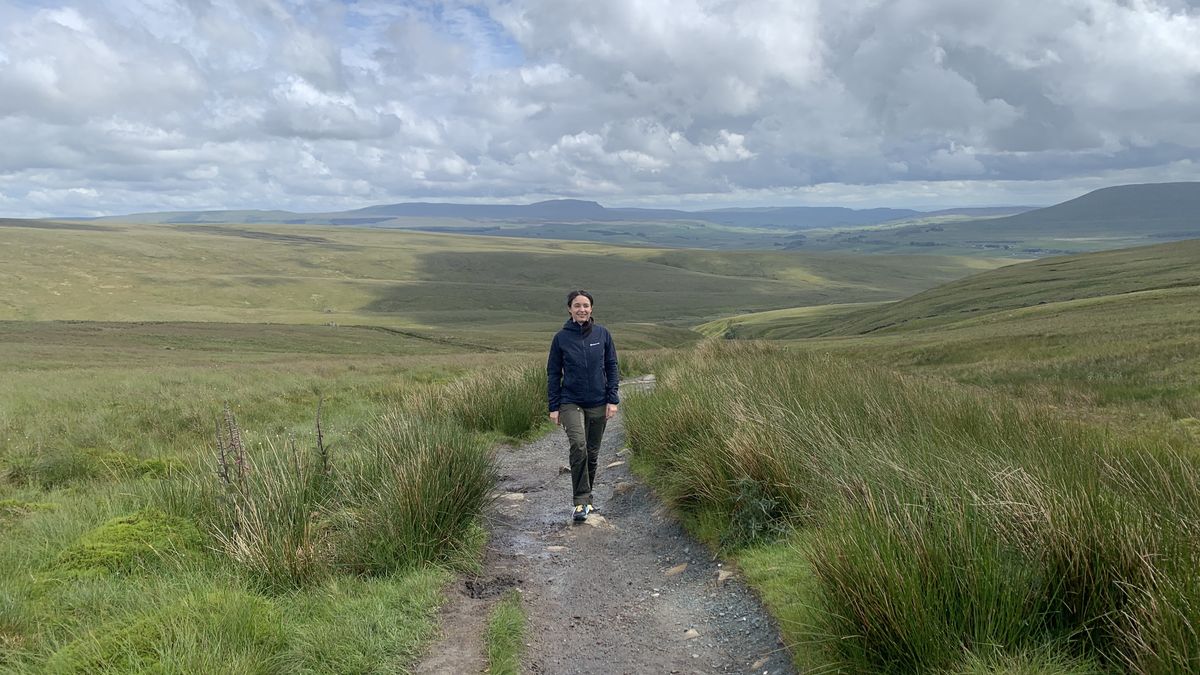 Montane Fireball Lite Hooded Jacket review: the perfect mid layer? It's ...