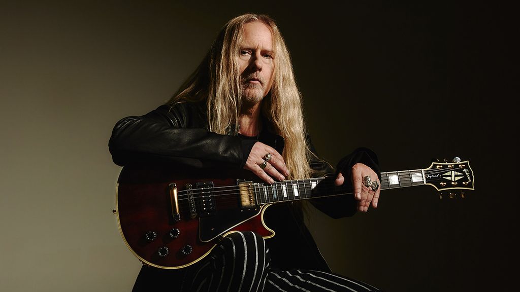 Jerry Cantrell: “Sometimes I’d be late for soundcheck and I’d show up ...