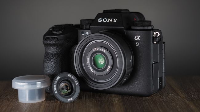 Apexel 36X lens kit review: give your smartphone a monster telephoto ...