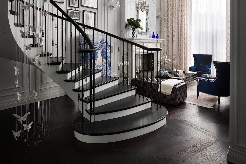 Renovating a Staircase: Give Your Stairs a New Lease of Life | Homebuilding