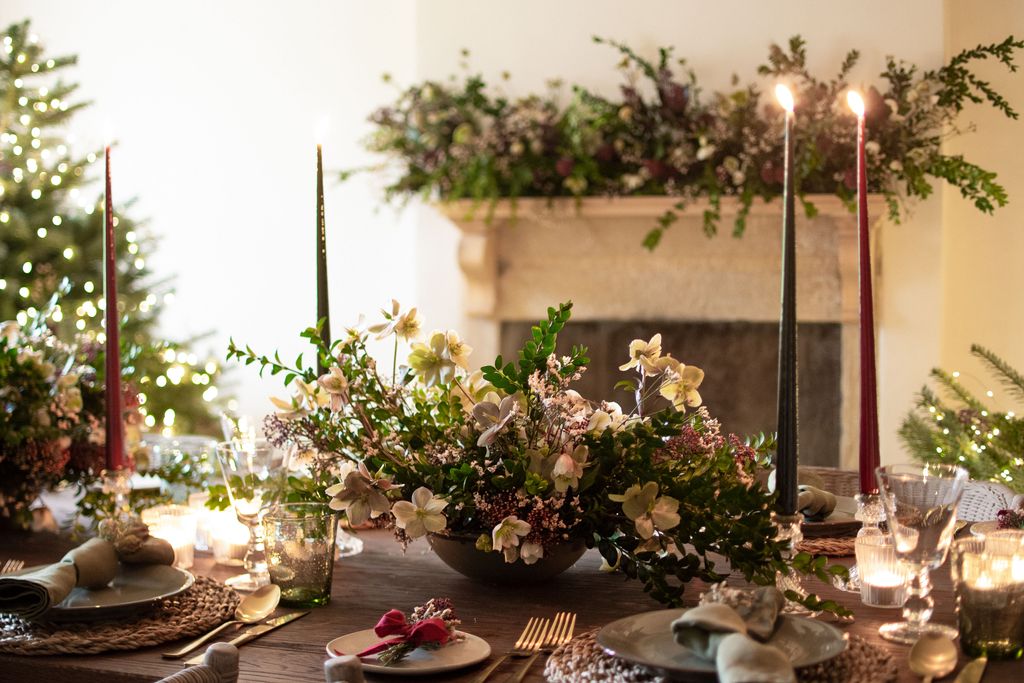 Royal florist Philippa Craddock's tips on table centerpieces | Homes ...