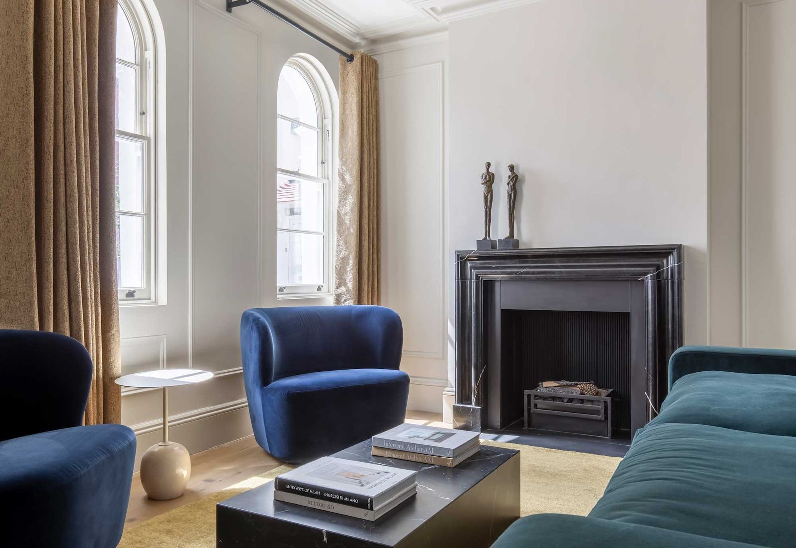 Living room accent chair ideas - how to make a perfect choice | Livingetc