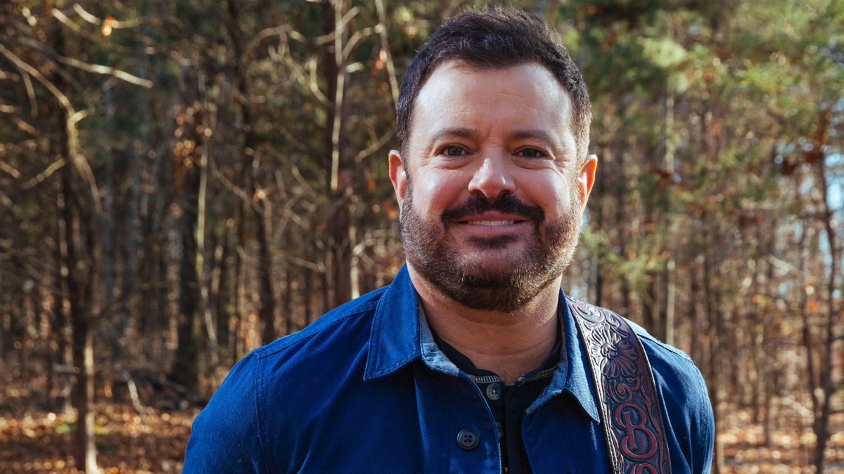 After Fire Country Brought Country Star Wade Bowen's Music To A Bigger ...