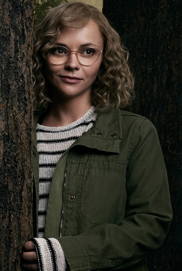 The 'Yellowjackets' Cast: What to Know About the Characters and Stars ...