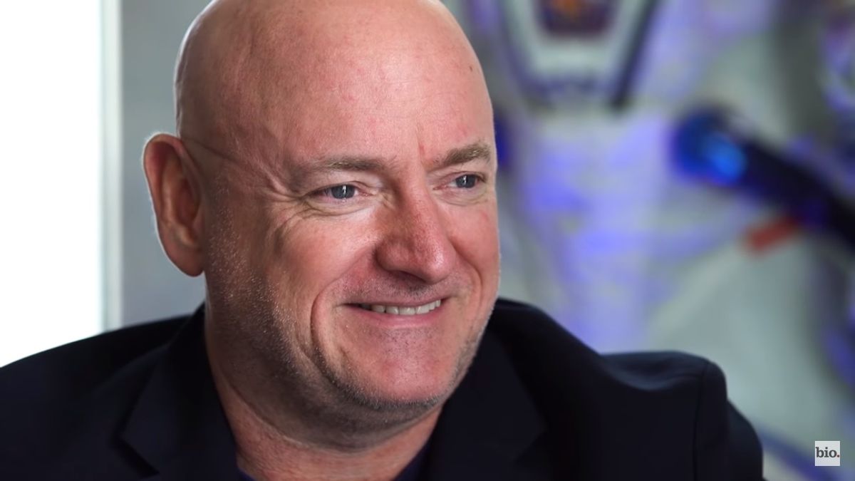 Scott Kelly Gets Real with Reddit in New Video | Space
