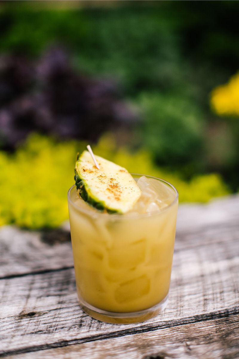 Pretty Cocktails and Drinks You Can Make at Home - Summer Cocktails ...