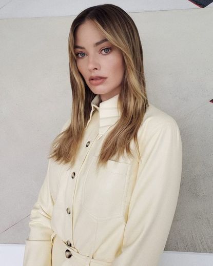 Face-Framing Waves Is the Hairstyle Celebs Keep Turning To | Who What Wear