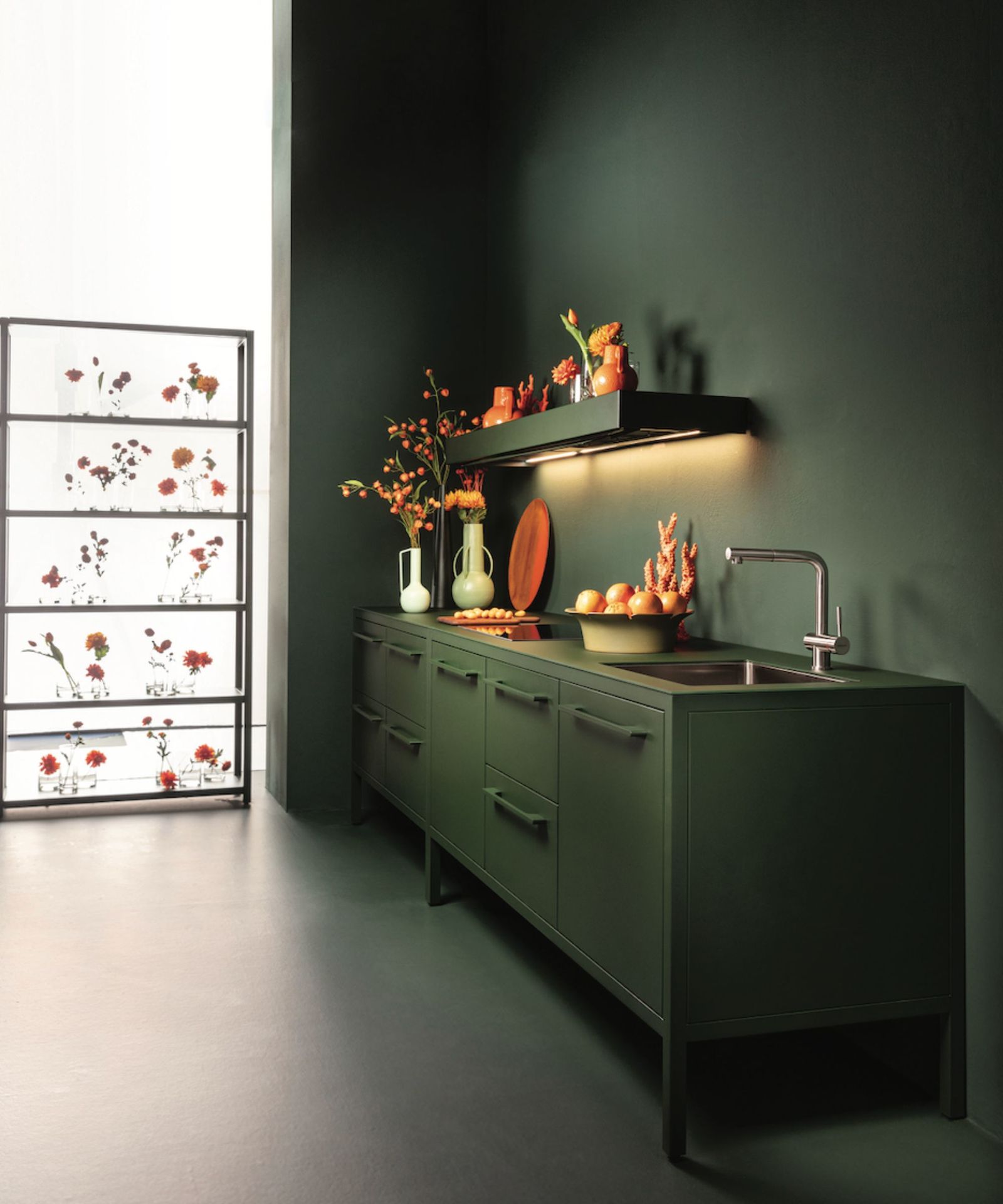 How to frost glass: 3 simple methods experts recommend | Homes and Gardens