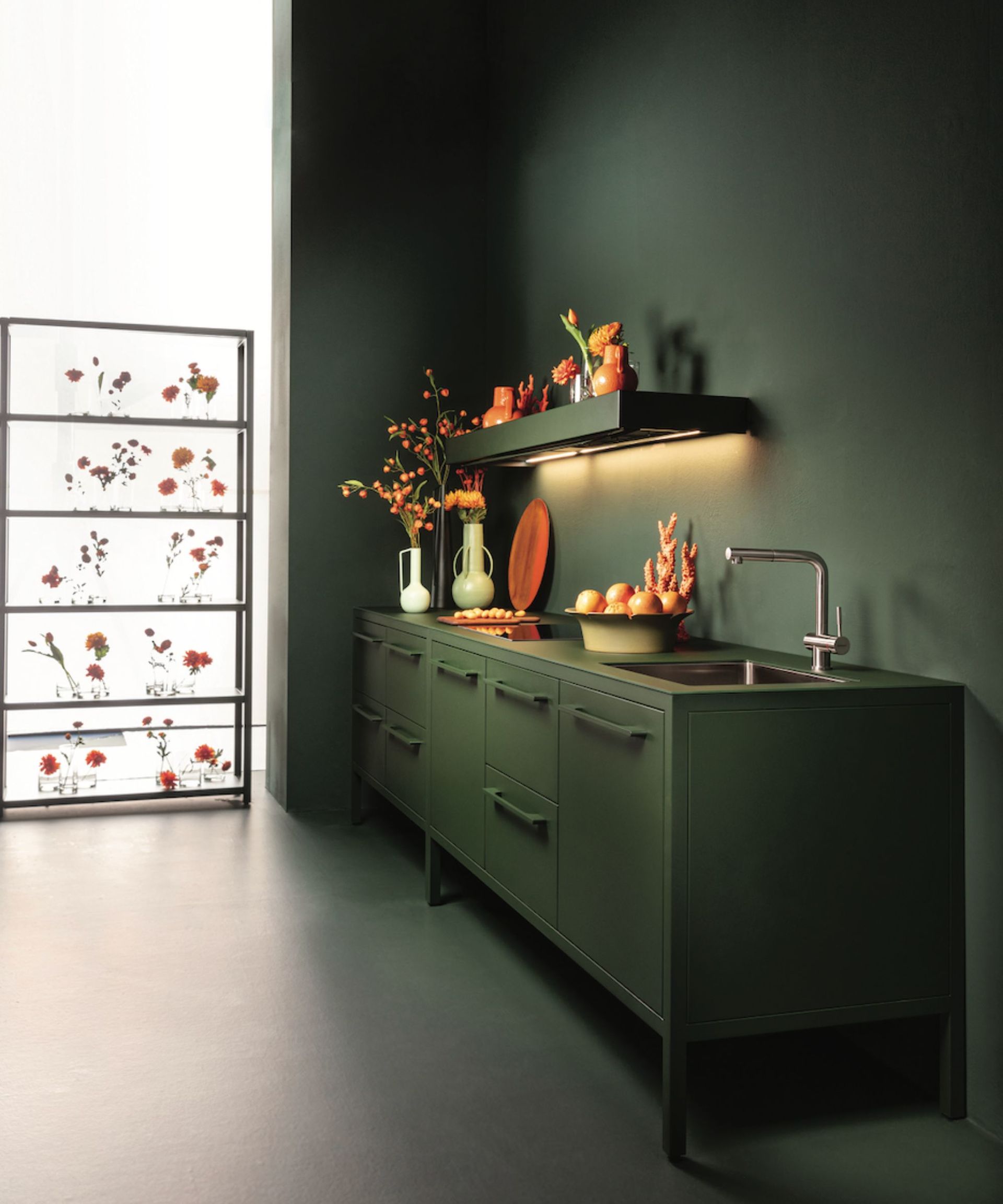 How to frost glass: 3 simple methods experts recommend | Homes and Gardens