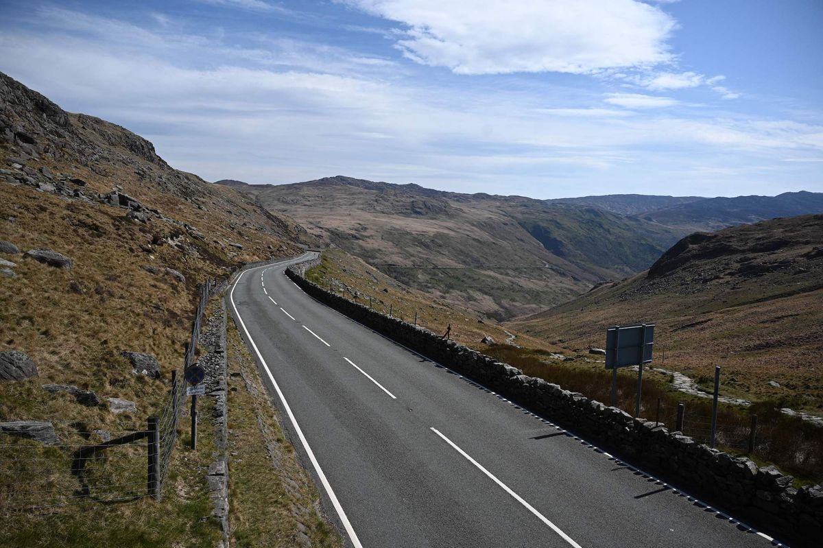 Snowdonia's safe passing distance signs a UK first | Cycling Weekly