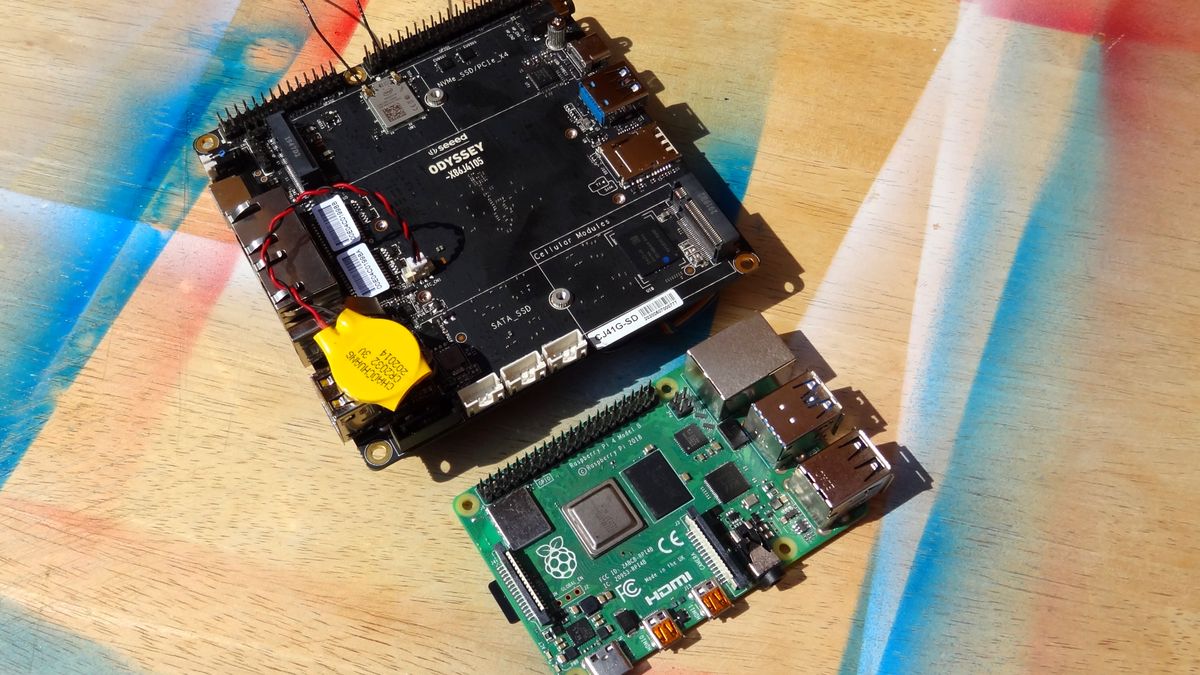 Seeed Odyssey X86J4105 Review: PC and Maker Board in One | Tom's Hardware