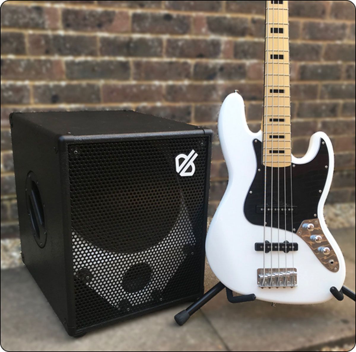 DB Bass Elbee 10 Series II and Embee 12 review | Guitar World
