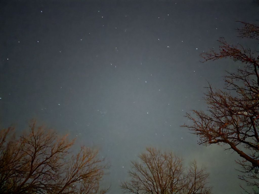 I tried astrophotography on my Galaxy S25 Ultra and I’m not impressed ...
