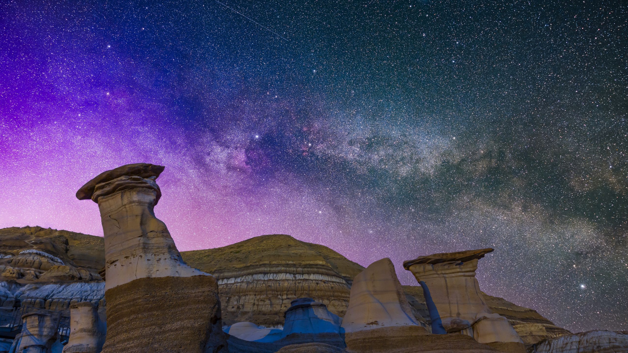 Altair: A guide to the brightest star in Aquila | Space