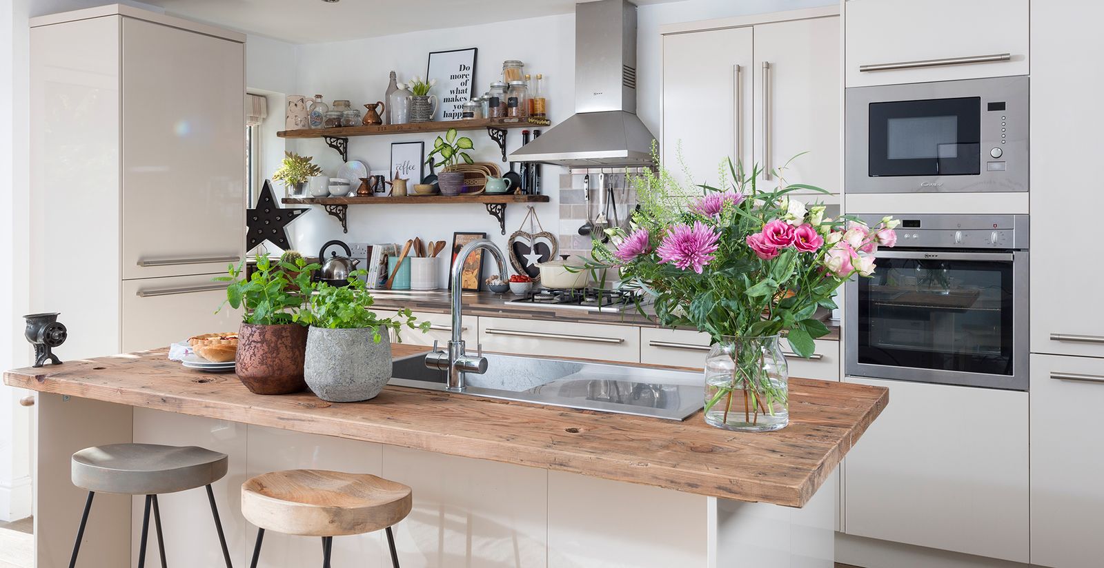 How to make a kitchen smell good: 11 easy tricks to try | Woman & Home