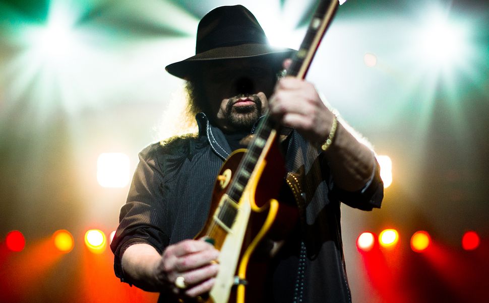 Gary Rossington Discusses 'One More for the Fans!' and His Life and ...