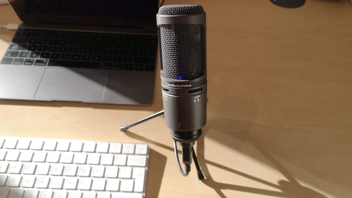 Audio-Technica AT2020USB+ Microphone review | Top Ten Reviews