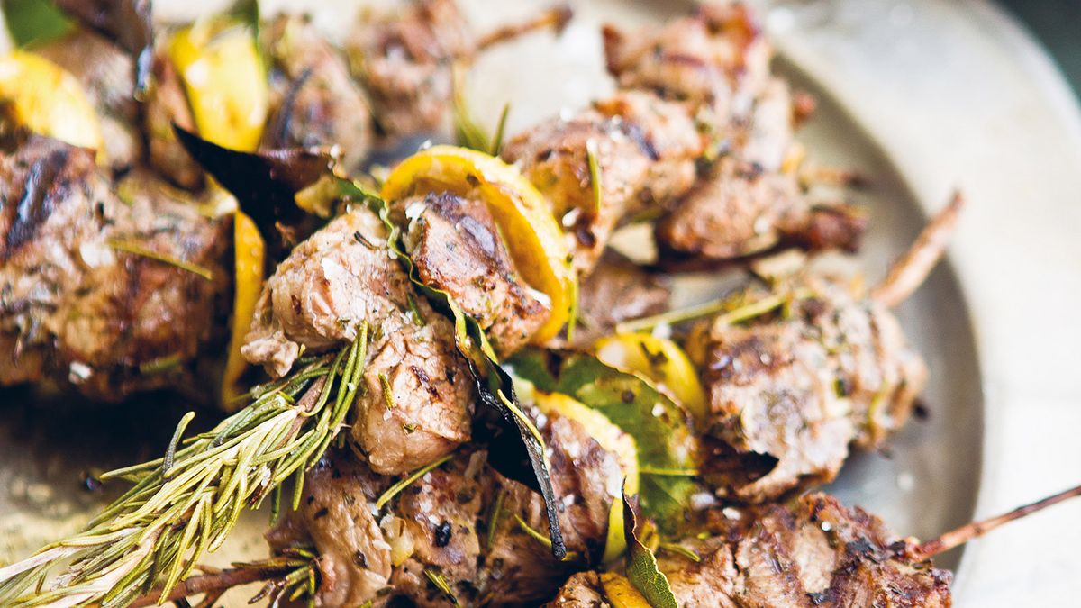 BBQ lamb kebabs: try this easy recipe for a tasty weekend meal ...