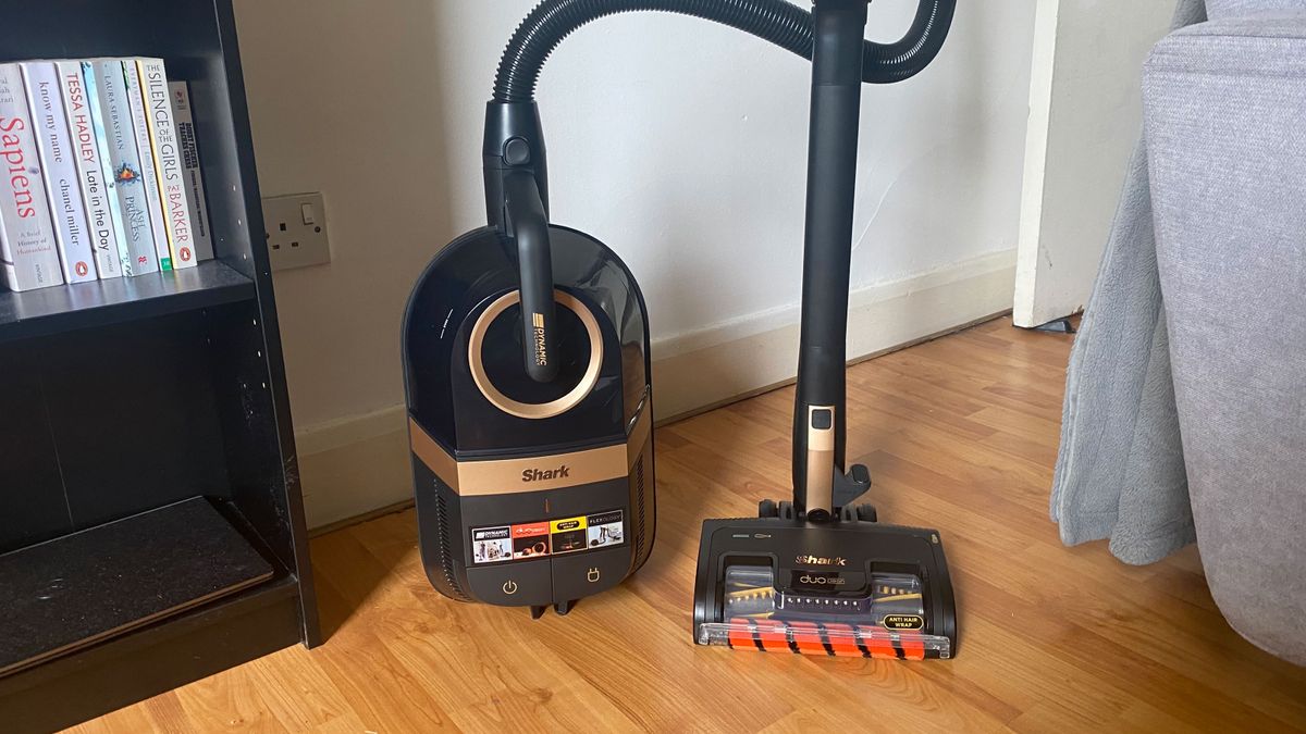 This Shark vacuum cleaner is 50% off ahead of Black Friday | Ideal Home
